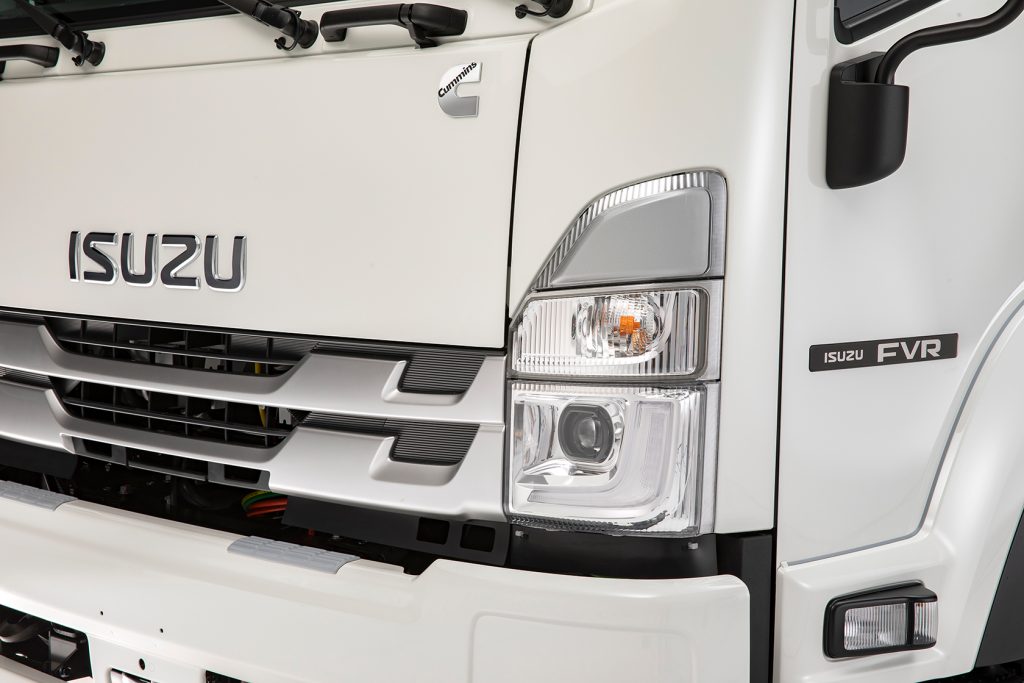 Isuzu FTR | Packer City & UP International Trucks